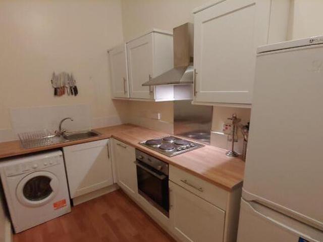 5 Bedroom Flat For Rent In Newington, Edinburgh