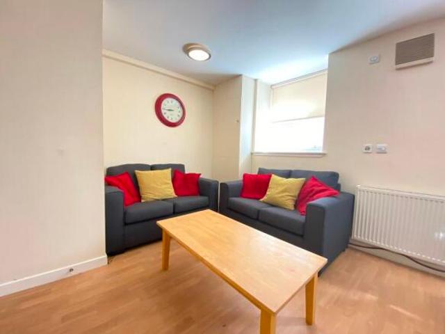 5 bedroom flat for rent in South Bridge, Central, Edinburgh, EH1