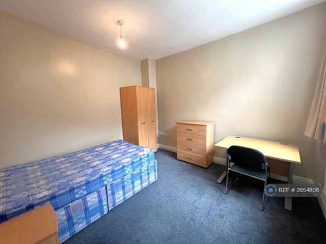 5 bedroom flat for rent in St Augustines Parade, Bristol, BS1