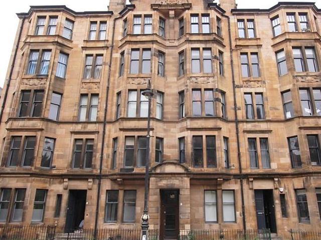 5 bedroom flat in Glasgow