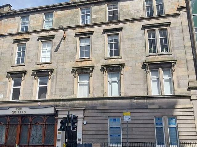 5 bedroom flat in Glasgow