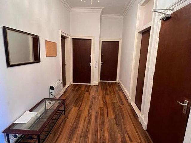 5 bedroom flat in Glasgow
