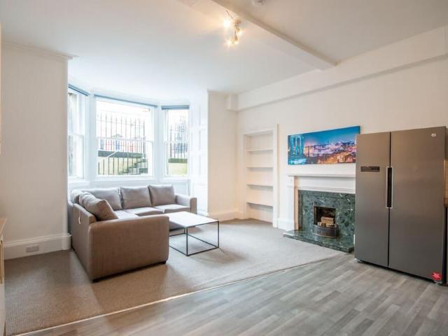 5 bedroom flat share to rent
