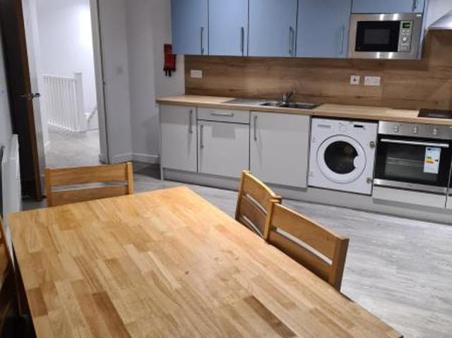 5 bedroom flat share to rent