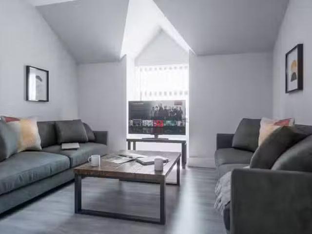5 bedroom flat share for rent in Flat D, 354 Scotland Road, Li.
