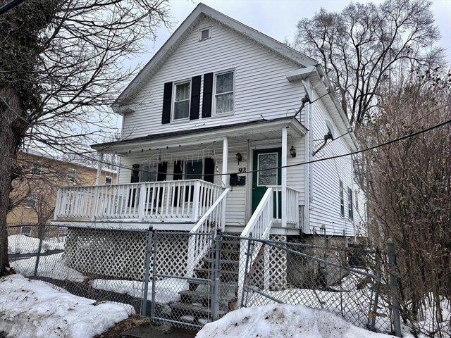 5 bedroom, Framingham MA 01702 LS102370829