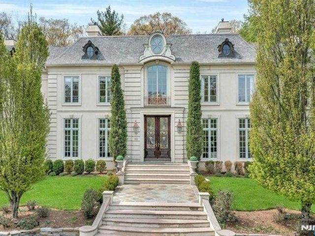 5 bedroom, Franklin Lakes NJ 07417 102708039