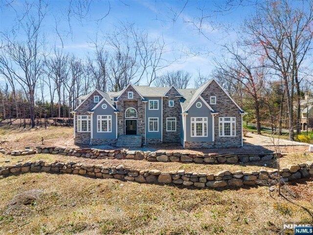 5 bedroom, Franklin Lakes NJ 07417 LS101707960