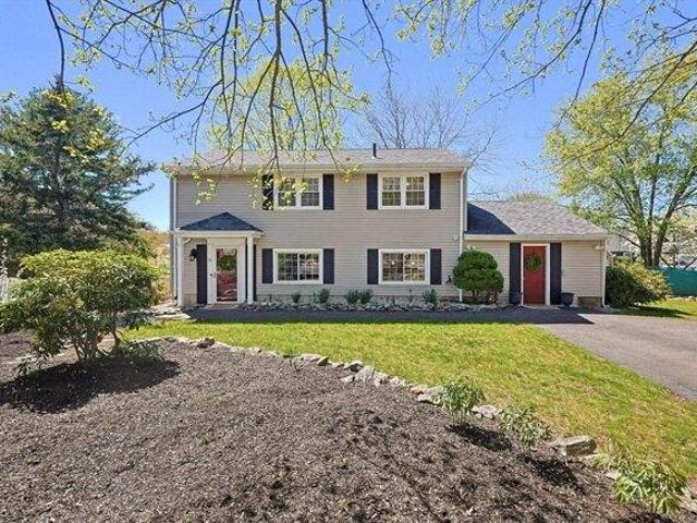 5 bedroom, Franklin MA 02038 103073106