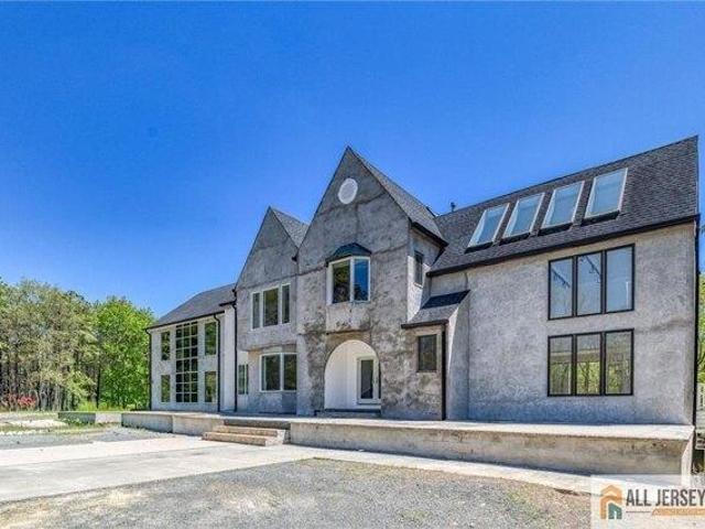 5 bedroom, Freehold NJ 07728 104720966