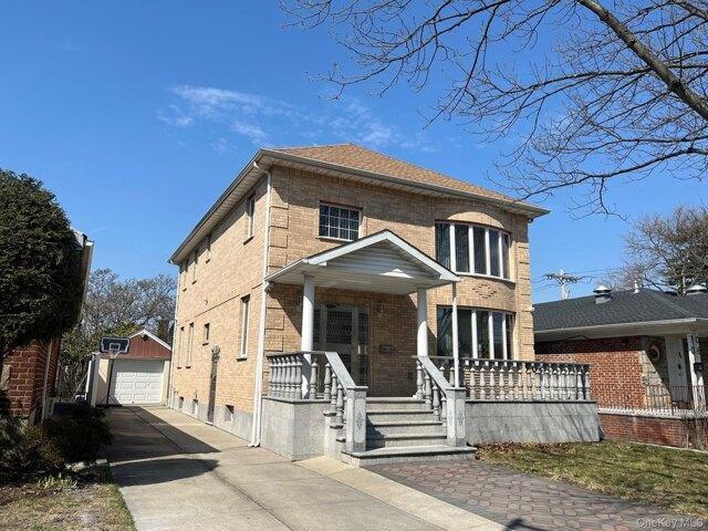 5 bedroom, Fresh Meadows NY 11365 103626206