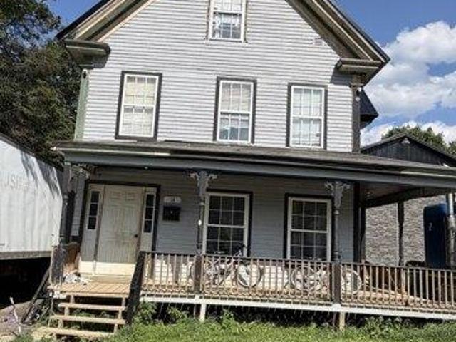 5 bedroom, Houlton ME 04730 104715418