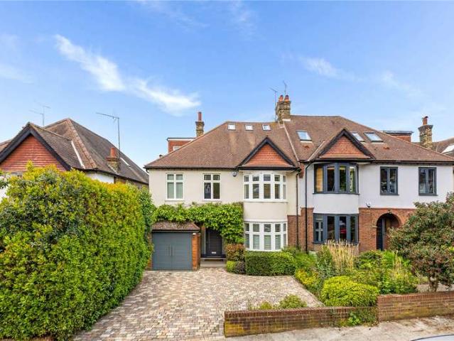 5 Bedroom House
