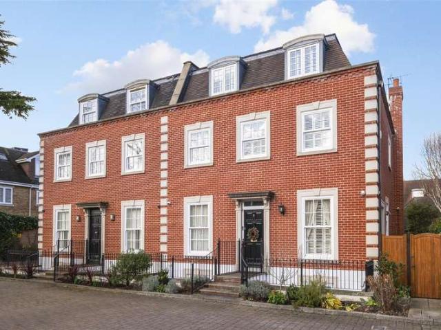 5 Bedroom House
