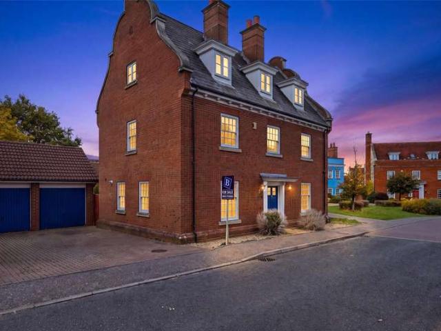 5 Bedroom House