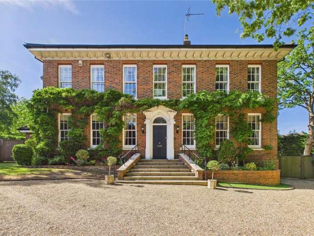 5 Bedroom House