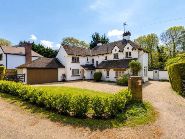 5 Bedroom House