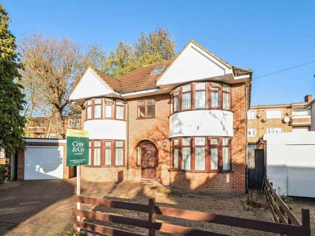 5 Bedroom House