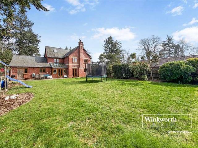5 Bedroom House