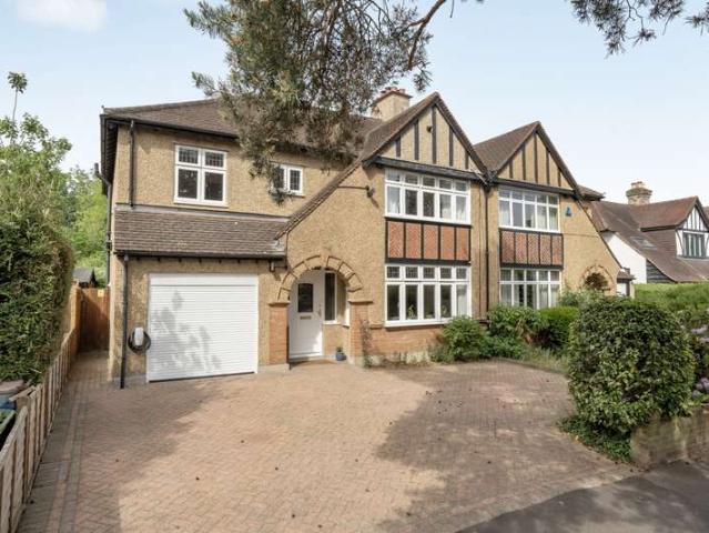5 Bedroom House