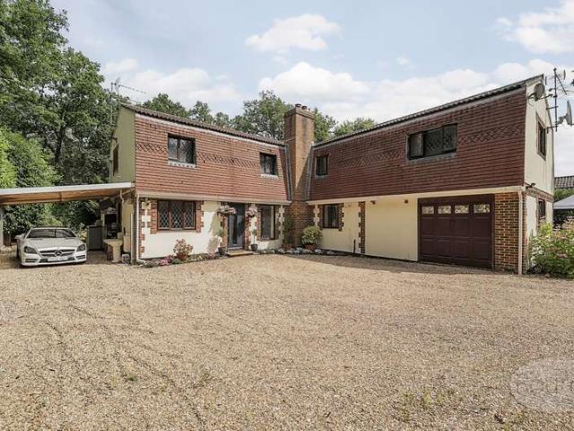 5 Bedroom House