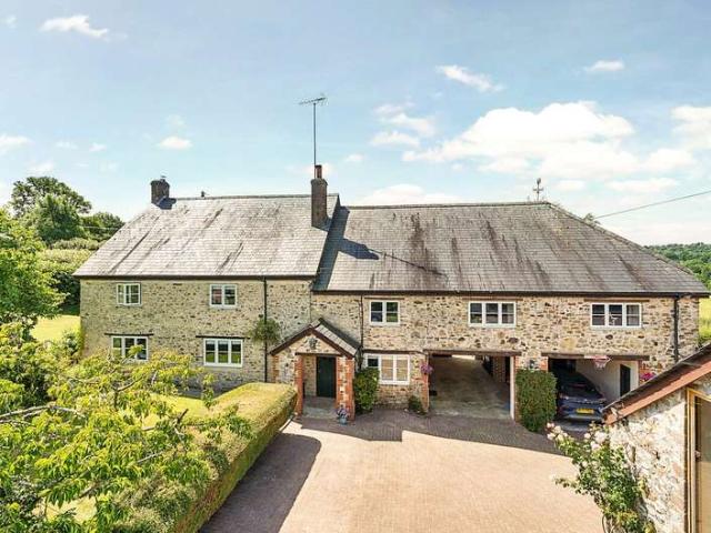 5 Bedroom House