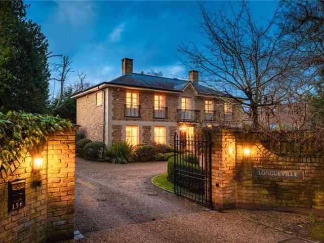 5 Bedroom House