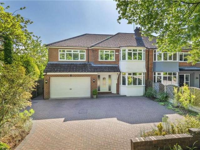 5 Bedroom House