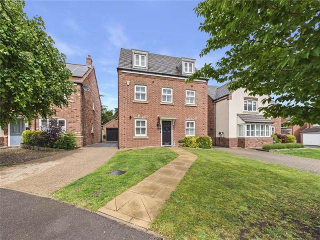 5 Bedroom House