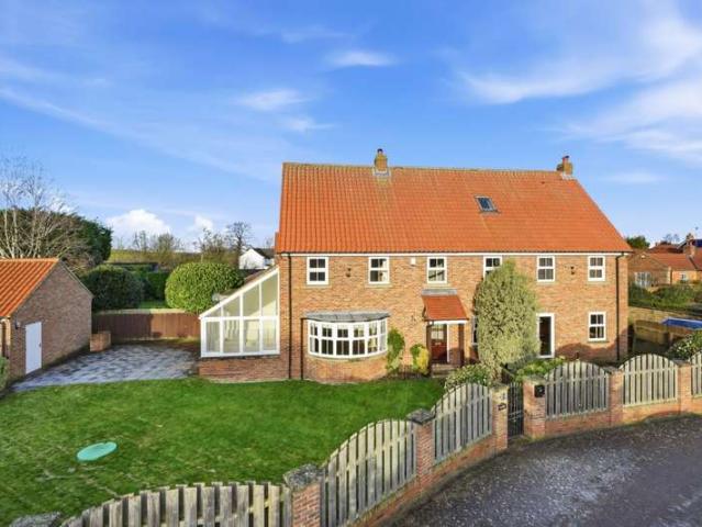 5 Bedroom House