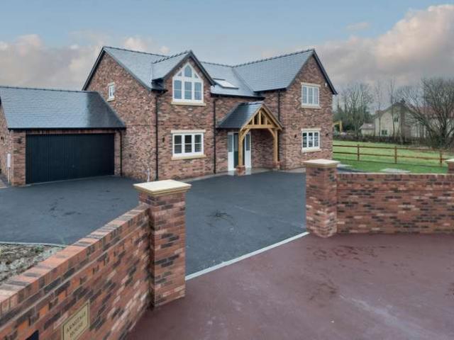 5 Bedroom House