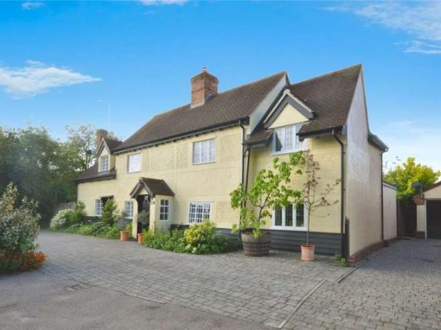5 Bedroom House