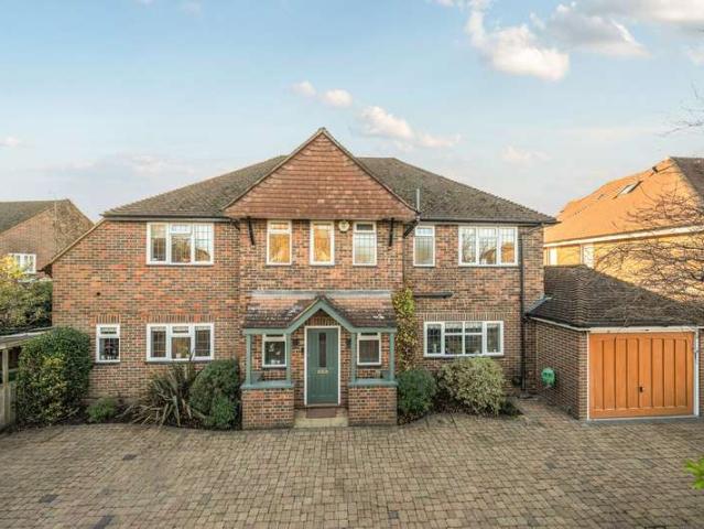 5 Bedroom House
