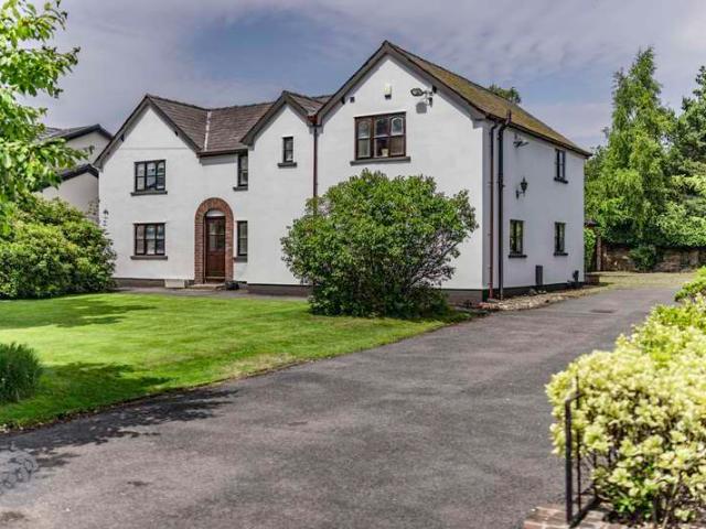 5 Bedroom House