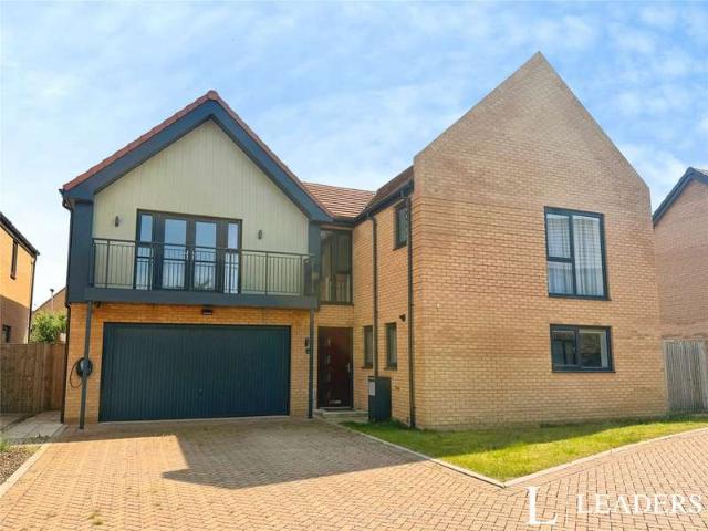 5 Bedroom House