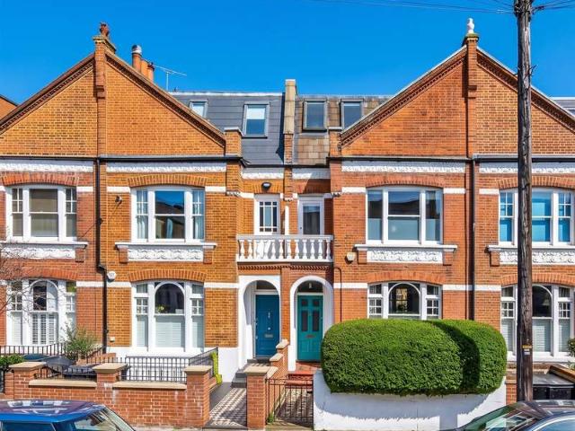 5 Bedroom House