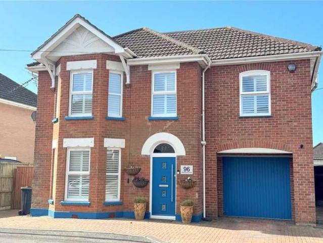 5 Bedroom House
