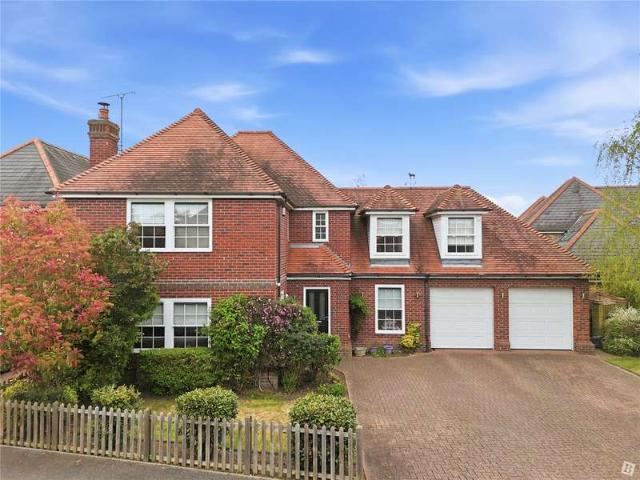 5 Bedroom House