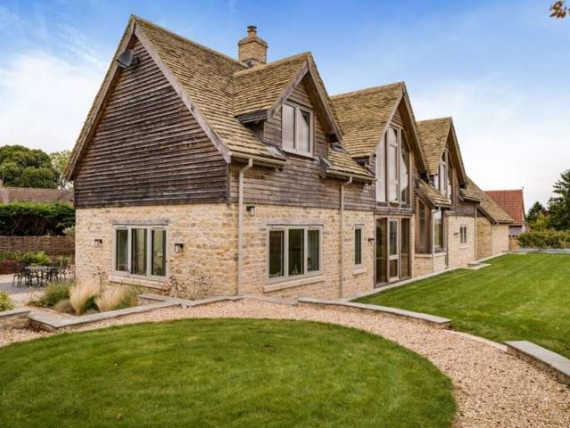 5 Bedroom House