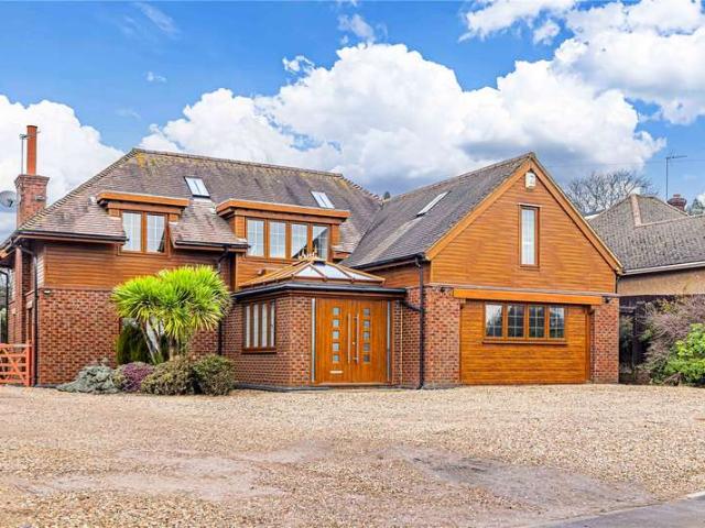 5 Bedroom House