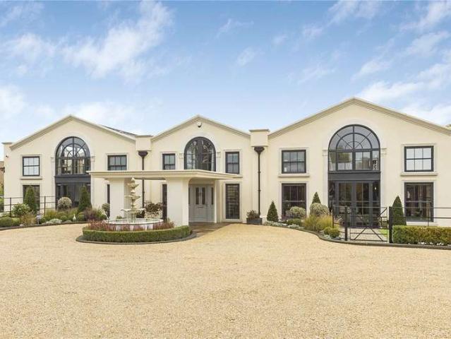 5 Bedroom House