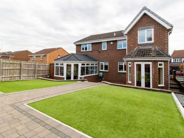 5 Bedroom House