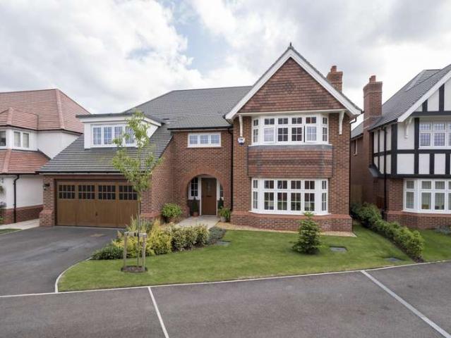 5 Bedroom House