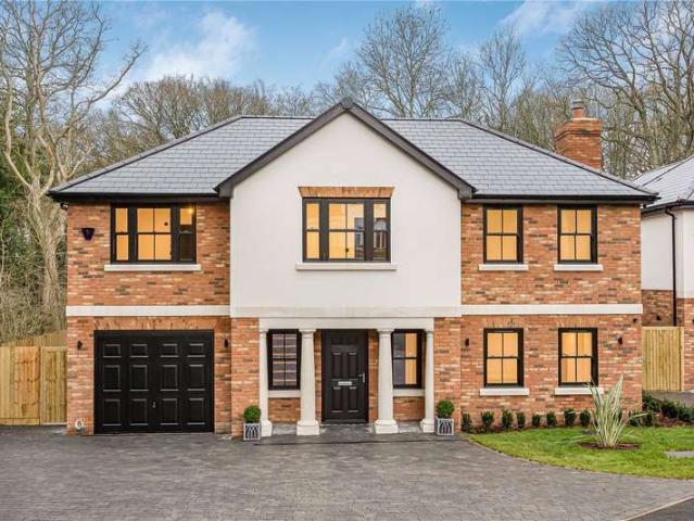 5 Bedroom House