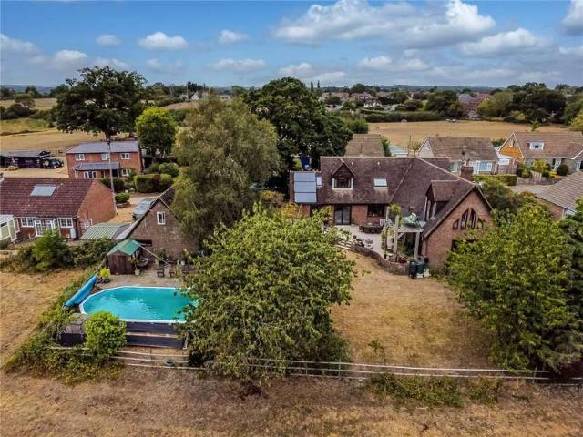 5 Bedroom House