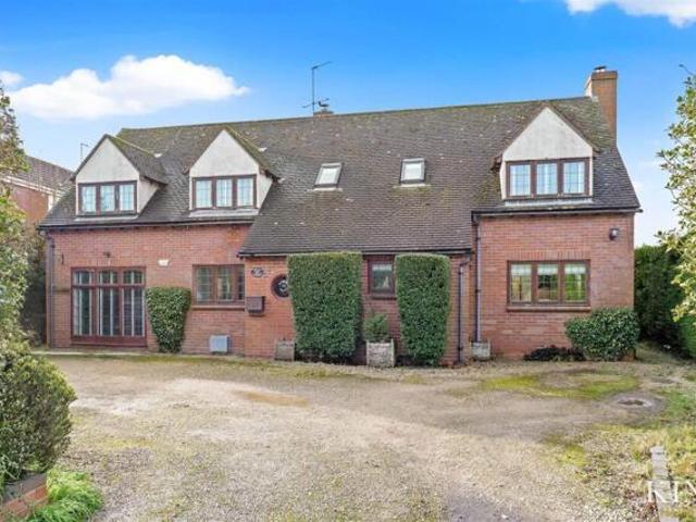 5 Bedroom House Cookhill Cookhill LS100541081