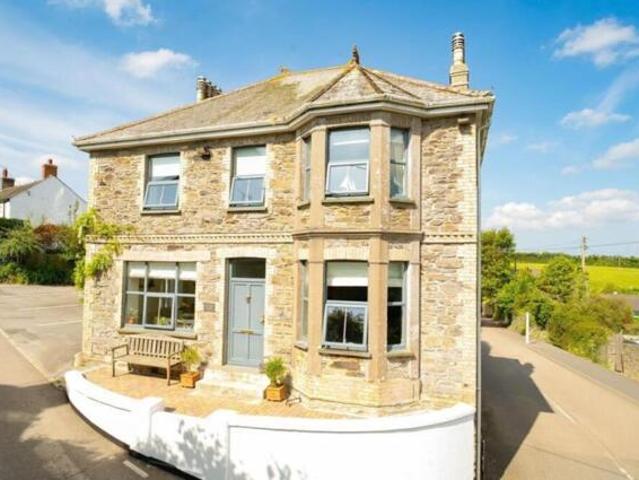 5 Bedroom House Cornwell Cornwall LS100023801