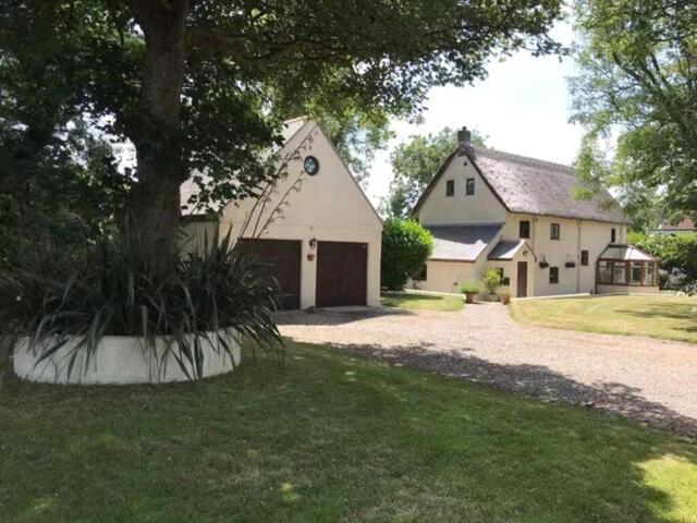 5 Bedroom House Cornwell Oxfordshire 101892026