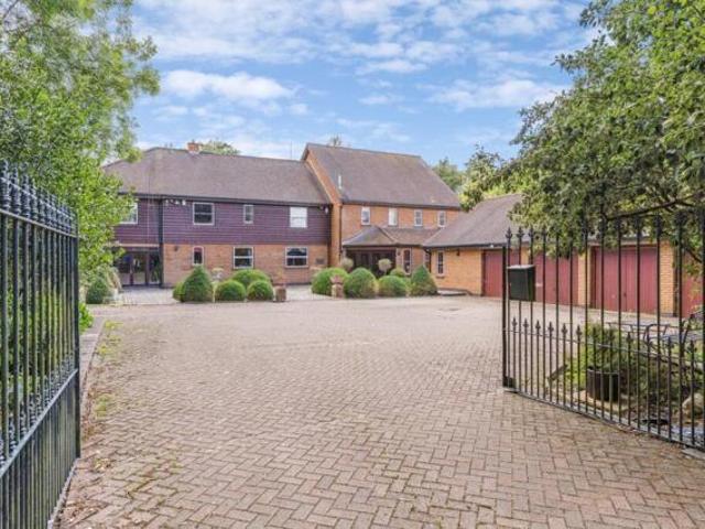 5 Bedroom House Cambridgeshire Cambridgeshire 100854887
