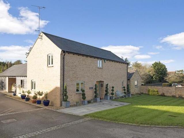 5 Bedroom House Cambridgeshire Cambridgeshire LS98648862